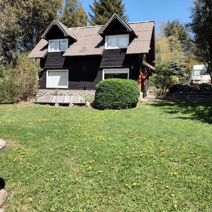 Malu Hause - Villa La Angostura