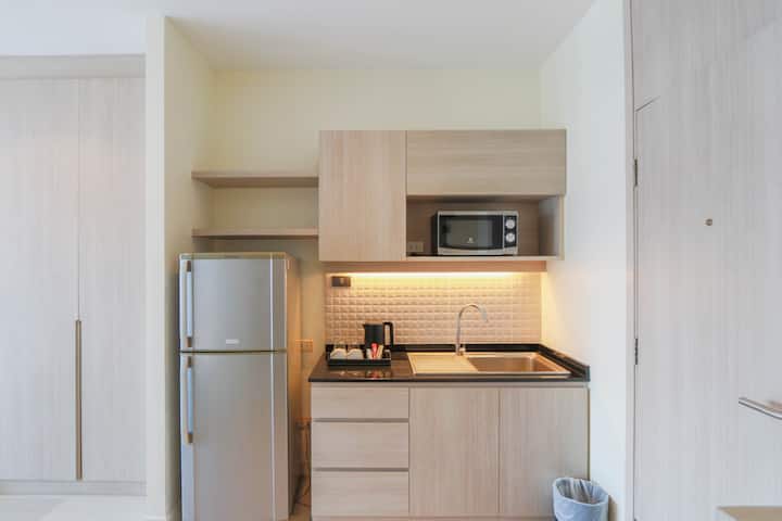 Modern & Tranquil Apartment In Central Location - Rayong