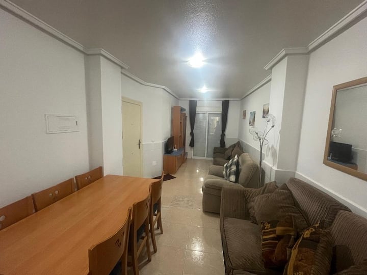 Spacious Modern Ground-floor | Parks | 5-min Beach - Torrevieja