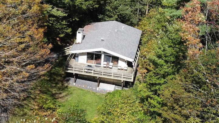 Cabin On The Hill, Vermont - Vermont