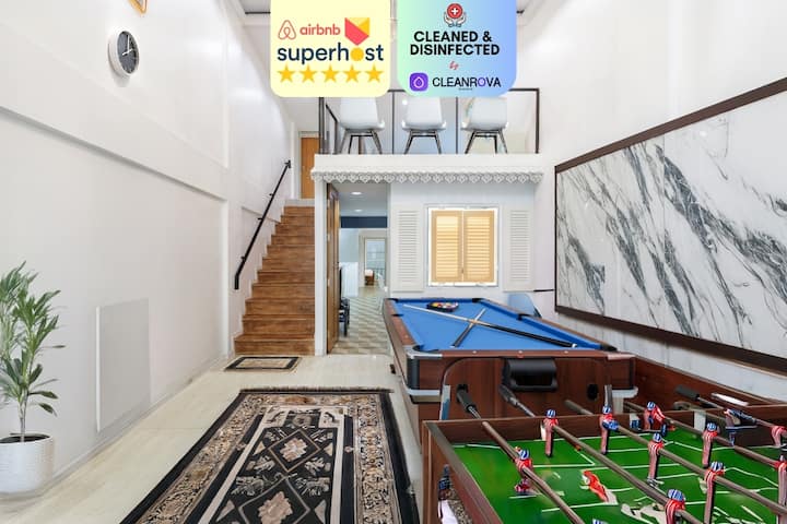Stylish 4br In Sukhumvit | Foosball + Pool Table - Bangkok