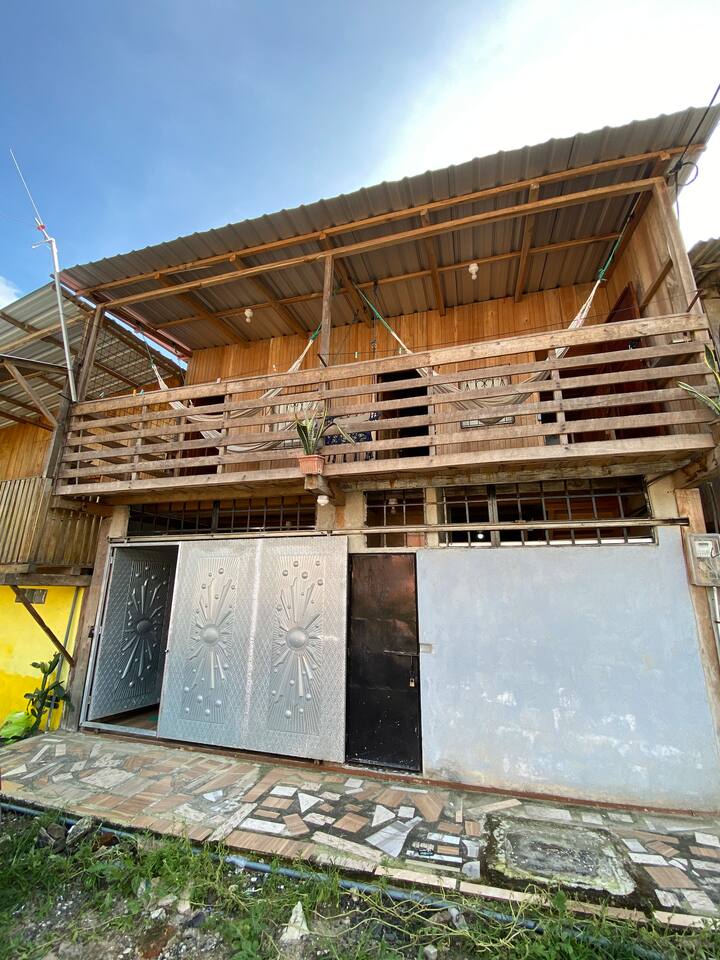 La Casita Azulejo - Canoa