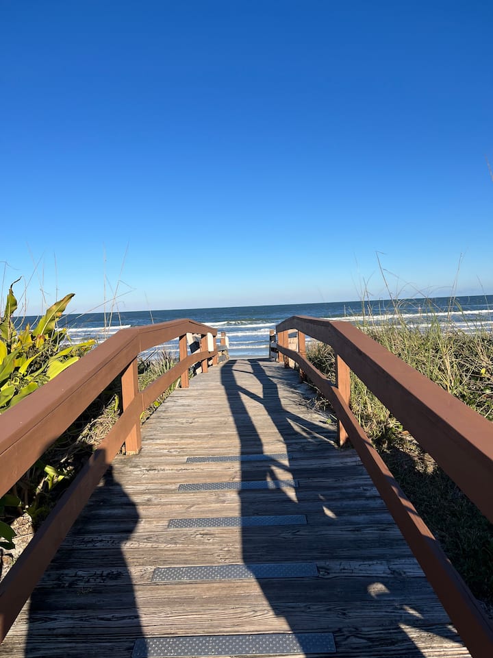 Condo (G9) - Ocean Front Complex Crescent Beach Fl - Crescent Beach, FL