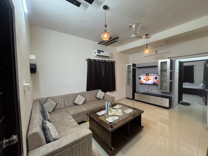 2 Bhk Apartments Thaltej Metro  S G Road - Ahmedabad