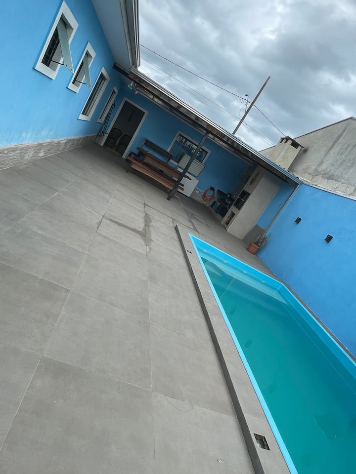 Casa Em Guaratuba Com Piscina - Guaratuba