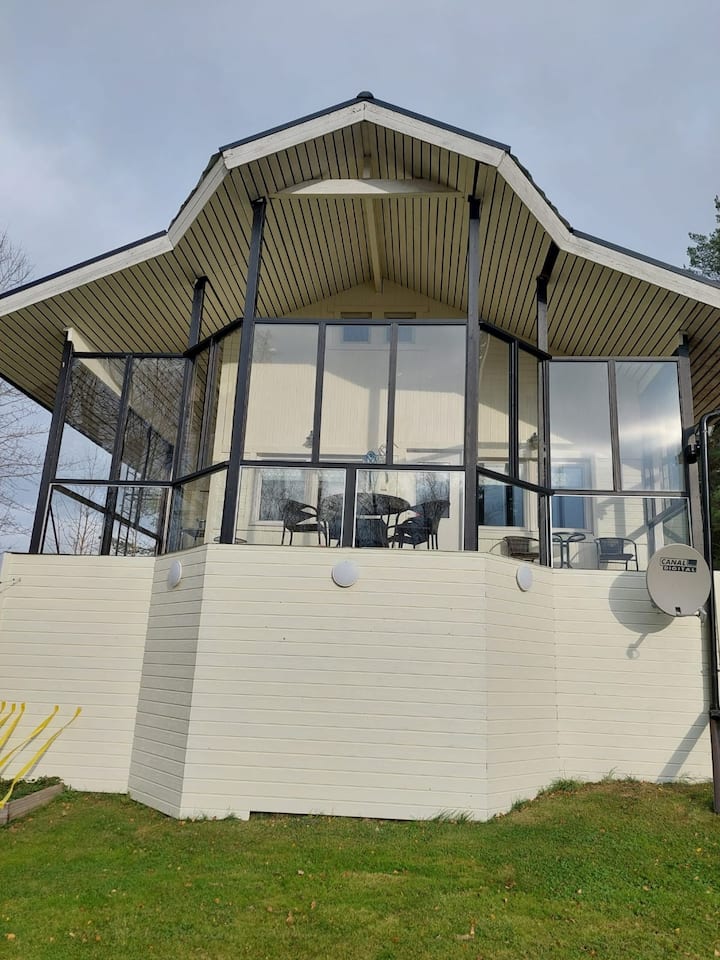 Tilava Rantatalo, Mukavuuksilla - Naantali