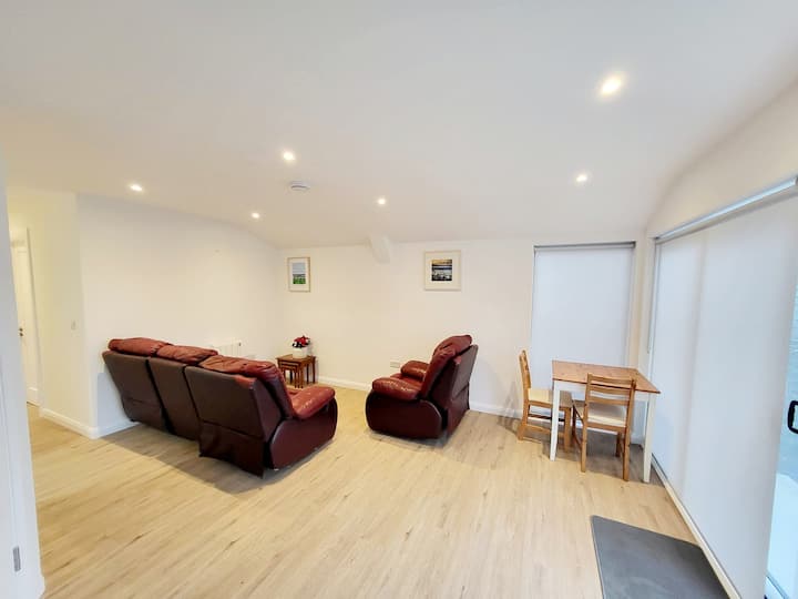 Bright & Breezy:a Galway Getaway - Oranmore