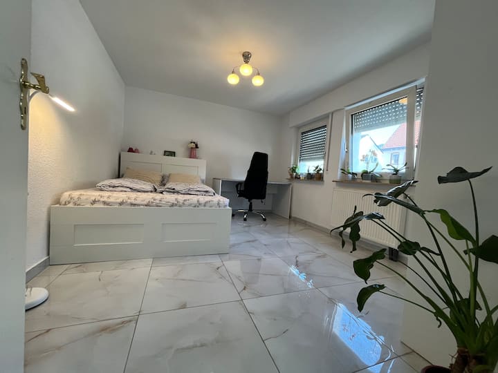 Cozy Ground Floor Apartment - Donzdorf