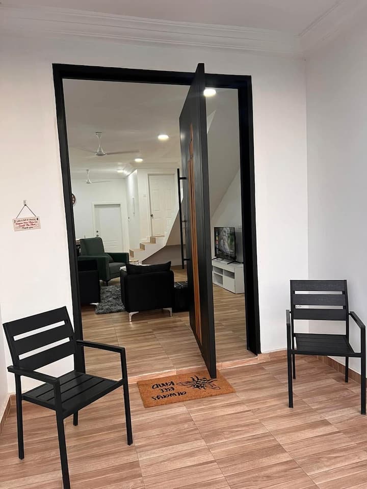 2-bedrooms Modern House Within 15 Mins To Airport - Accra