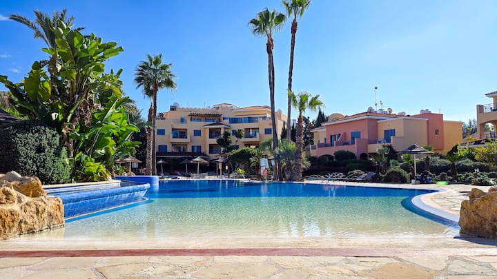 Css Cheerful Smart Superior 2bd Townhouse Limnaria - Paphos