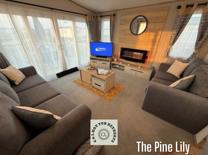 Luxury & Modern Hot Tub Caravan In Mablethorpe - Lincolnshire