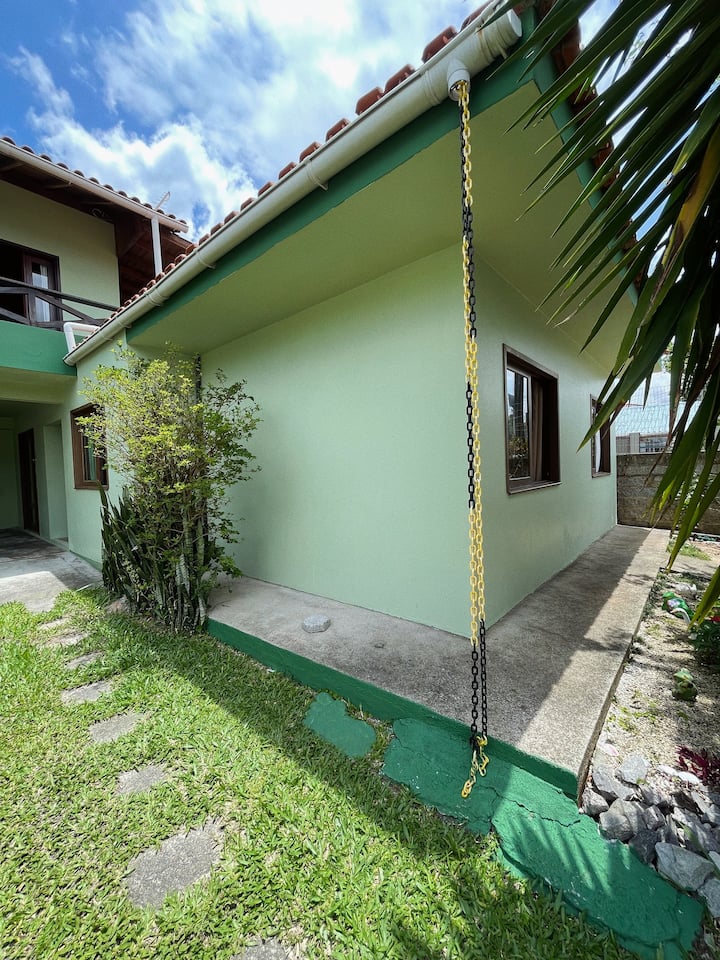 Casa A 500m Da Praia De Garopaba - Garopaba