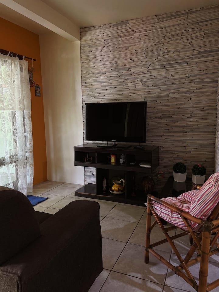 Casa A 500m Da Praia De Garopaba - Garopaba