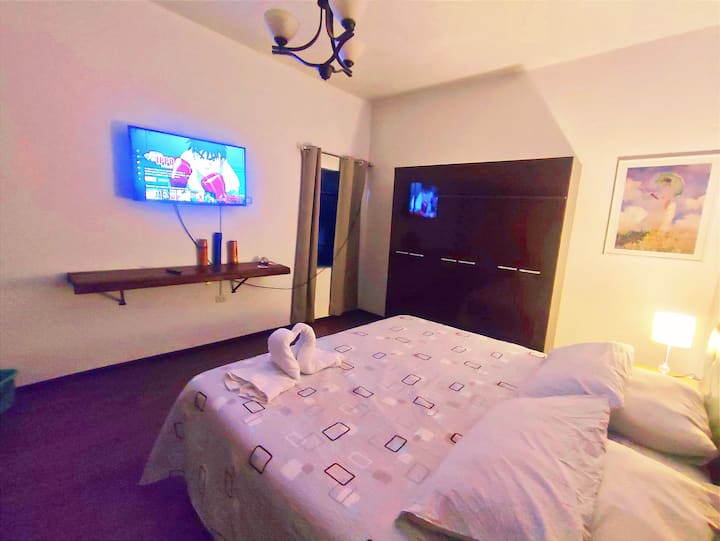 Hermosa Habitación Con Cama King Cerca A La Plaza - Arequipa