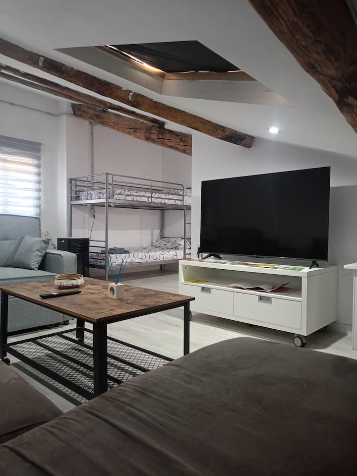 Apartamento En Berga - Avià