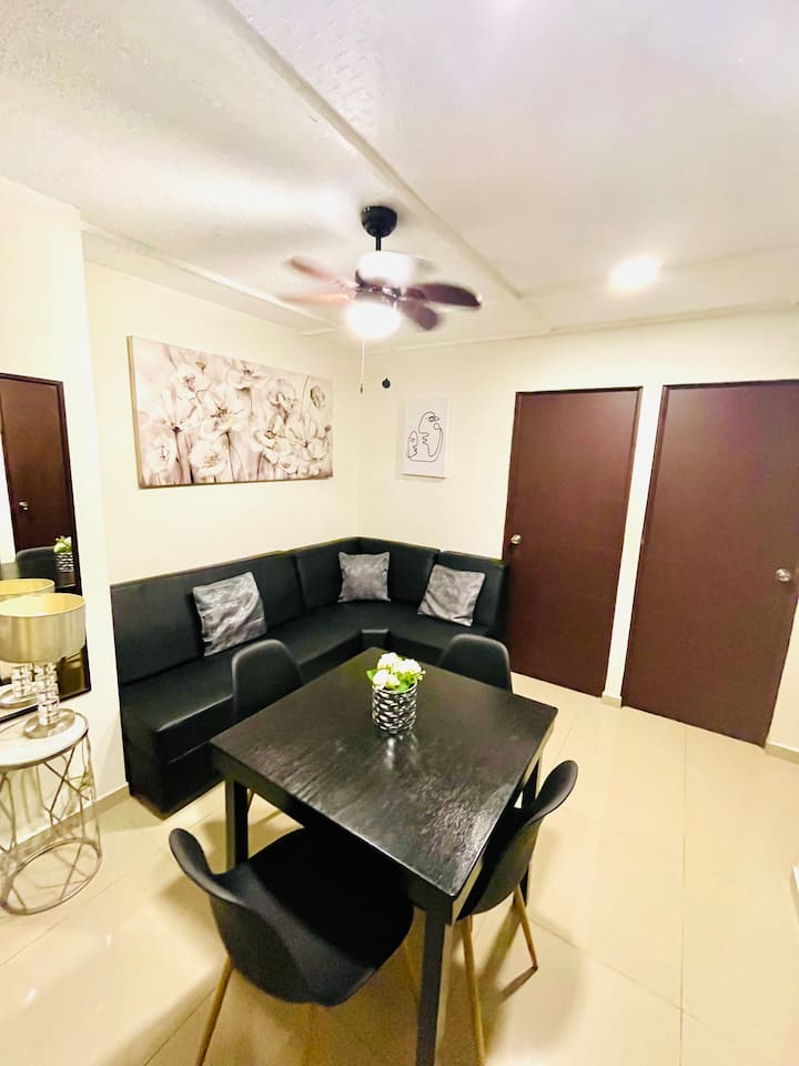 Apt. Comfortable, Acogedor, Cerca De Todo. Escalon - San Salvador