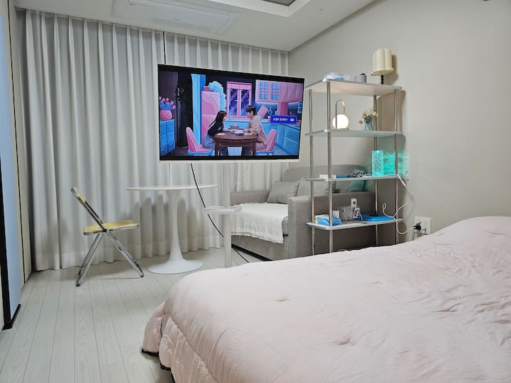 Eevee House 2  호텔 침구  깔끔, 편안한숙소  대구여행   중앙로역2분  힐링 - Daegu