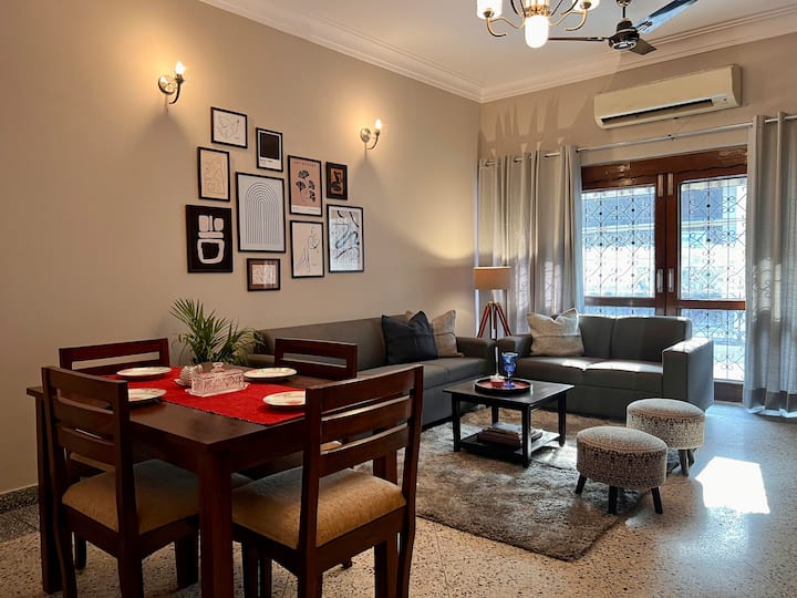 The Lush Homes 5bhk E Block Gk2 - New Delhi