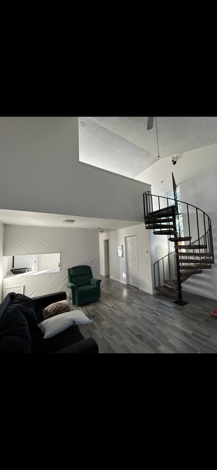 Entire Home
1b 2b Kent Wa - Seattle-Tacoma Airport (SEA)