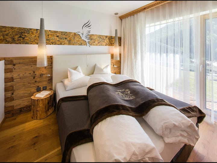 Alpinlodge 3zimmer-wohnung Mit Terrasse Spa & Pool - Ischgl
