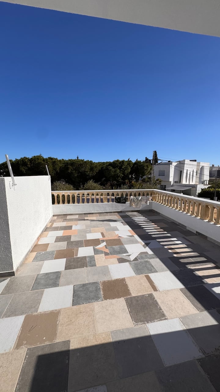 Spacieux S+4 Avec Terrasse - Mahdia