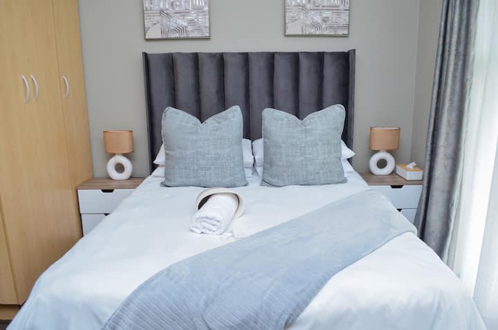 The Prestige• Elegant Apartment Stay At Bains. - Bloemfontein