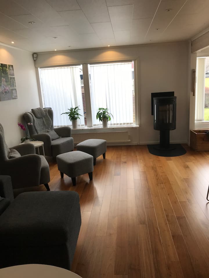 Stor Villa Uthyres Under Tjejvättern/halvvättern - Vadstena