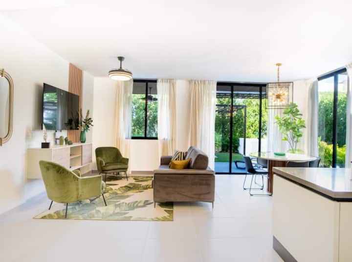 Green House In Dr - Punta Cana