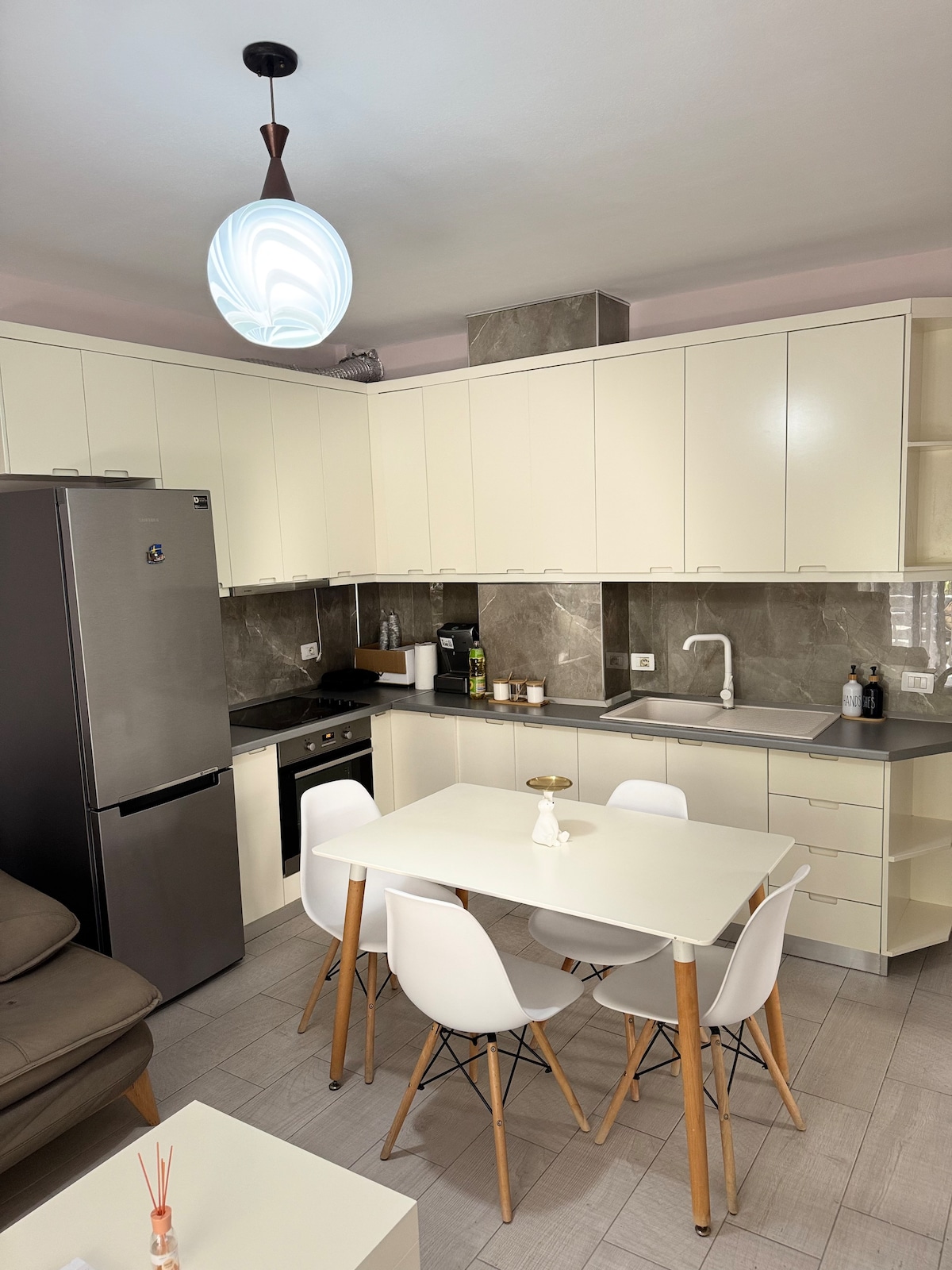 Beexar Apartment - Condos zur Miete in Qerret, Qarku i Tiranës ...