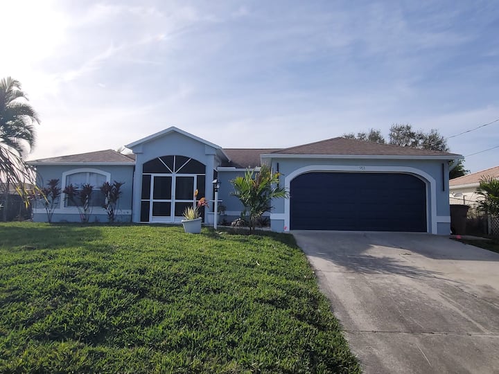 Elegant Escape - Lehigh Acres, FL