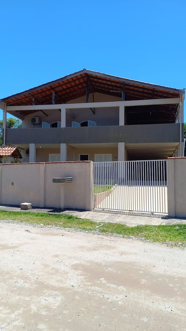 Sobrado A 100 Metros Da Praia - Itapoá