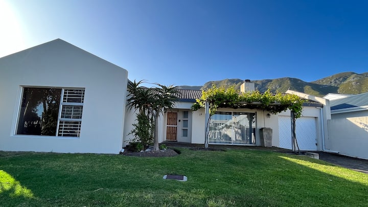 Grundhoud14 - Fisherhaven