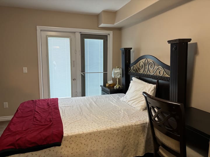 Ensuite-bedroom With Queen Bed - Fort McMurray