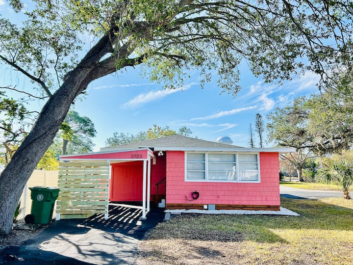 The Surf Shack - Bradenton, FL
