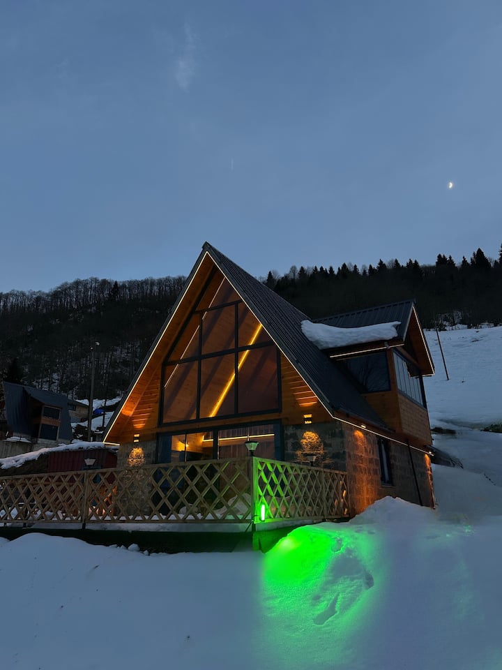 Ri̇ze Mona Bungalov & Dağ Evi - Çamlıhemşin