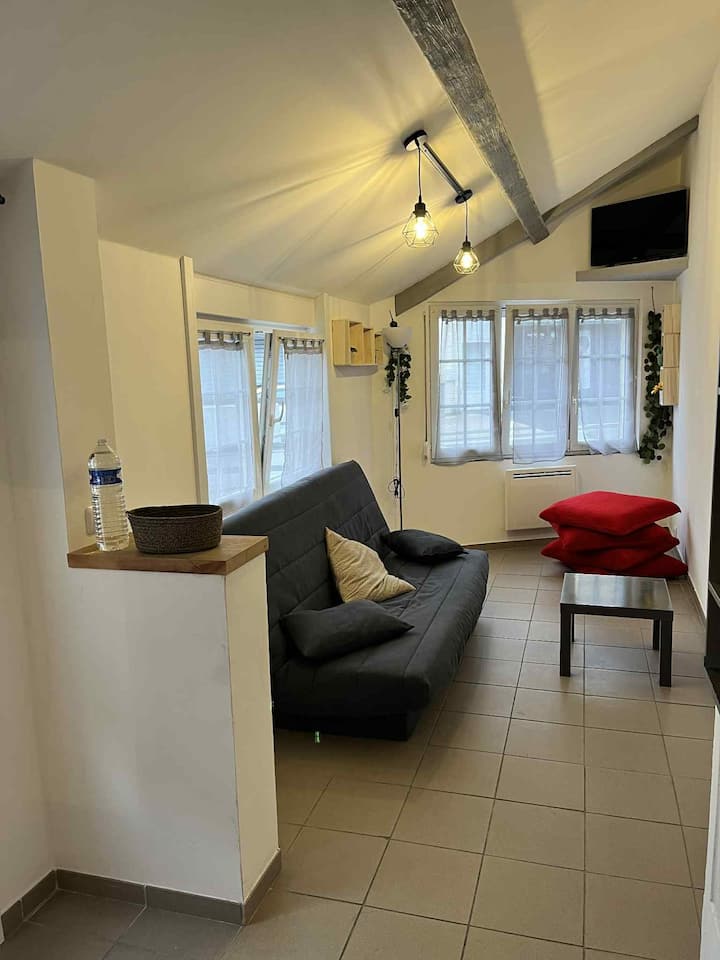 Studio Meublé Centre-ville - Aulnoye-Aymeries
