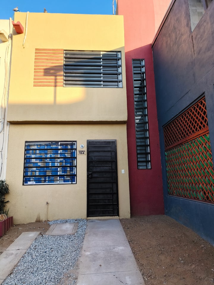 Casa En Fraccionamiento Lomas Terrabella - Tijuana