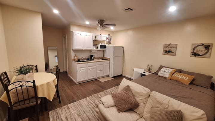 Studio Fully Conditioned - Yuma, AZ