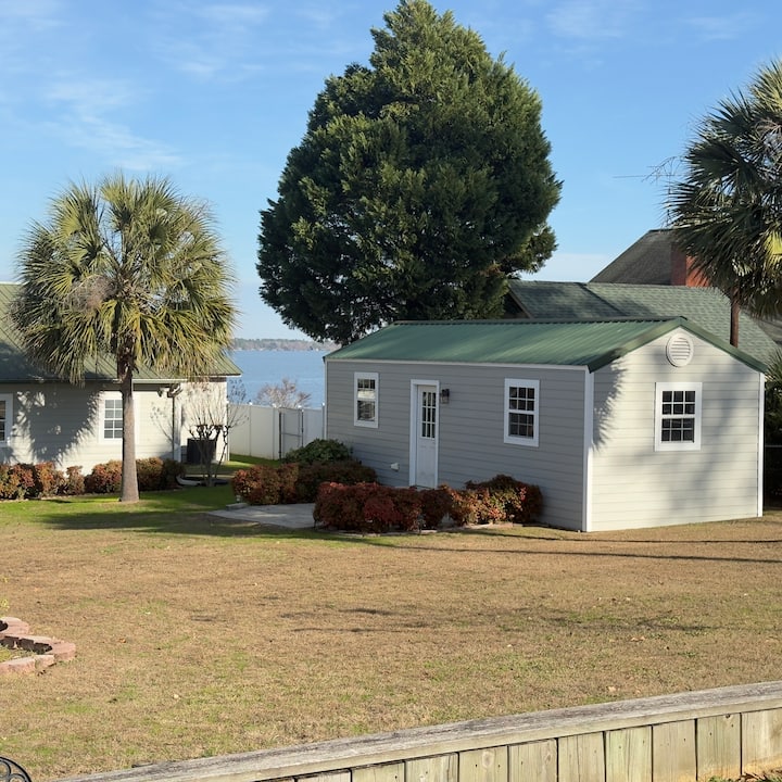 Enjoy Your Day On The Lake!  Direct Access W/dock - Santee, SC