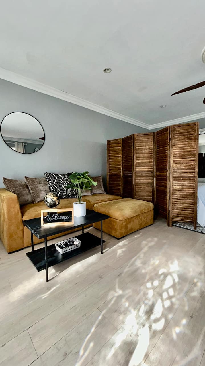 Private Studio - Patio - La - Oc - Disney - Shops - Whittier, CA