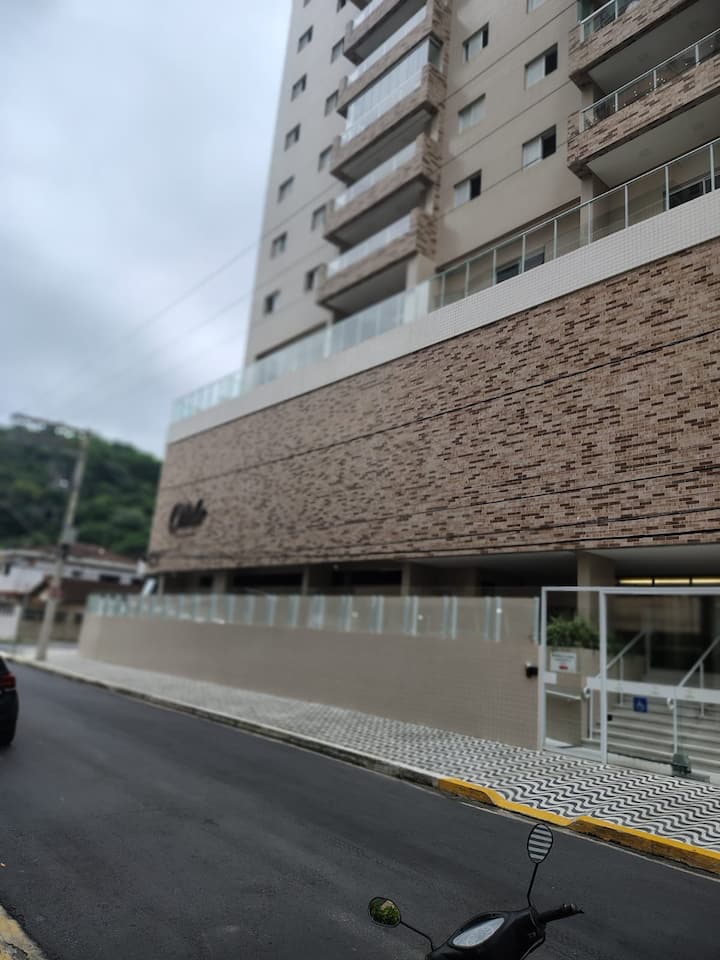 Apto Na Praia Grande (Canto Do Forte) - Santos
