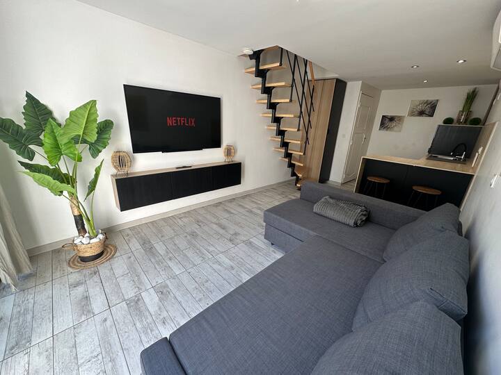 Maisonnette Privée (Style Hôtel) Terrasse,wifi . . - Vaulx-en-Velin