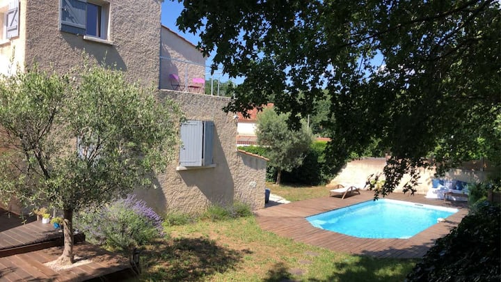 Villa Provencale - Piscine Privée - Auriol