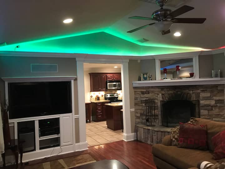 Way2stayuga - Athens, GA