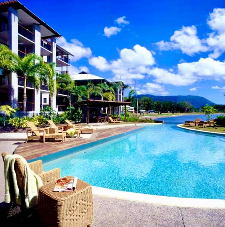 2 Bed Apartment - Trinity Beach