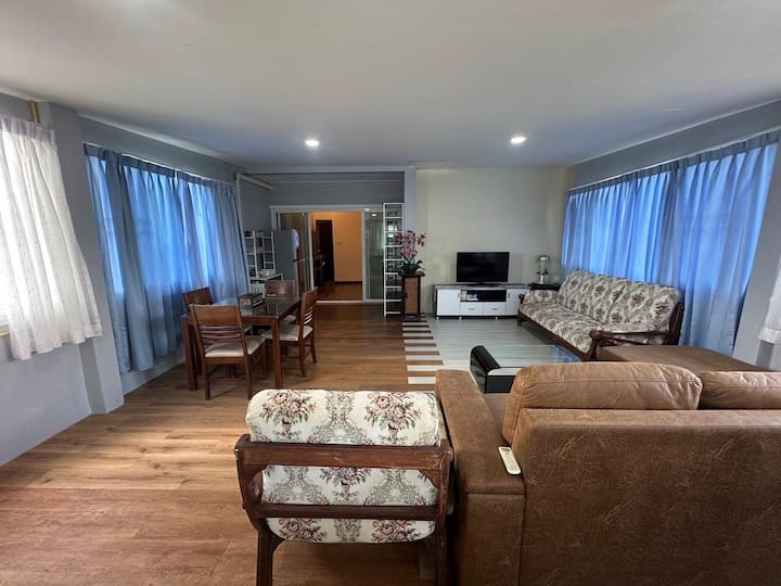 4 Bedroom House Jomthong Near Chalong - Phuket district, Thailand