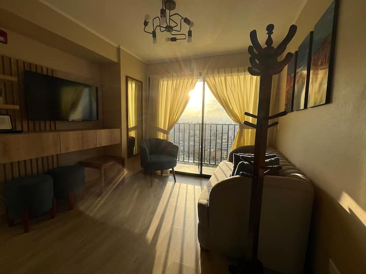 Stunning Miraflores View – 2br - Peru