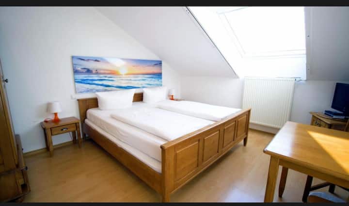 Double Family Room 5 Min Walk From The Beach - Whitstable