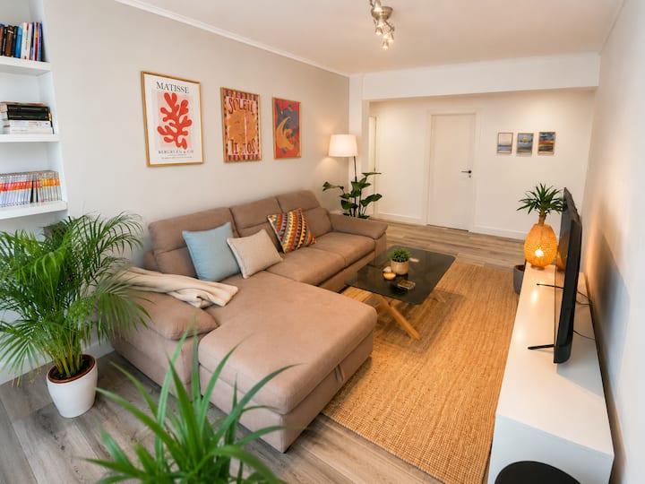 Bright, Spacious Apartment Near Beaches And Metro - Santurtzi