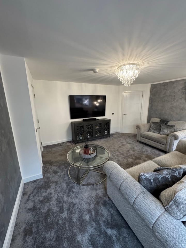 The Modern Boujee Abode - Stirlingshire - Stirling